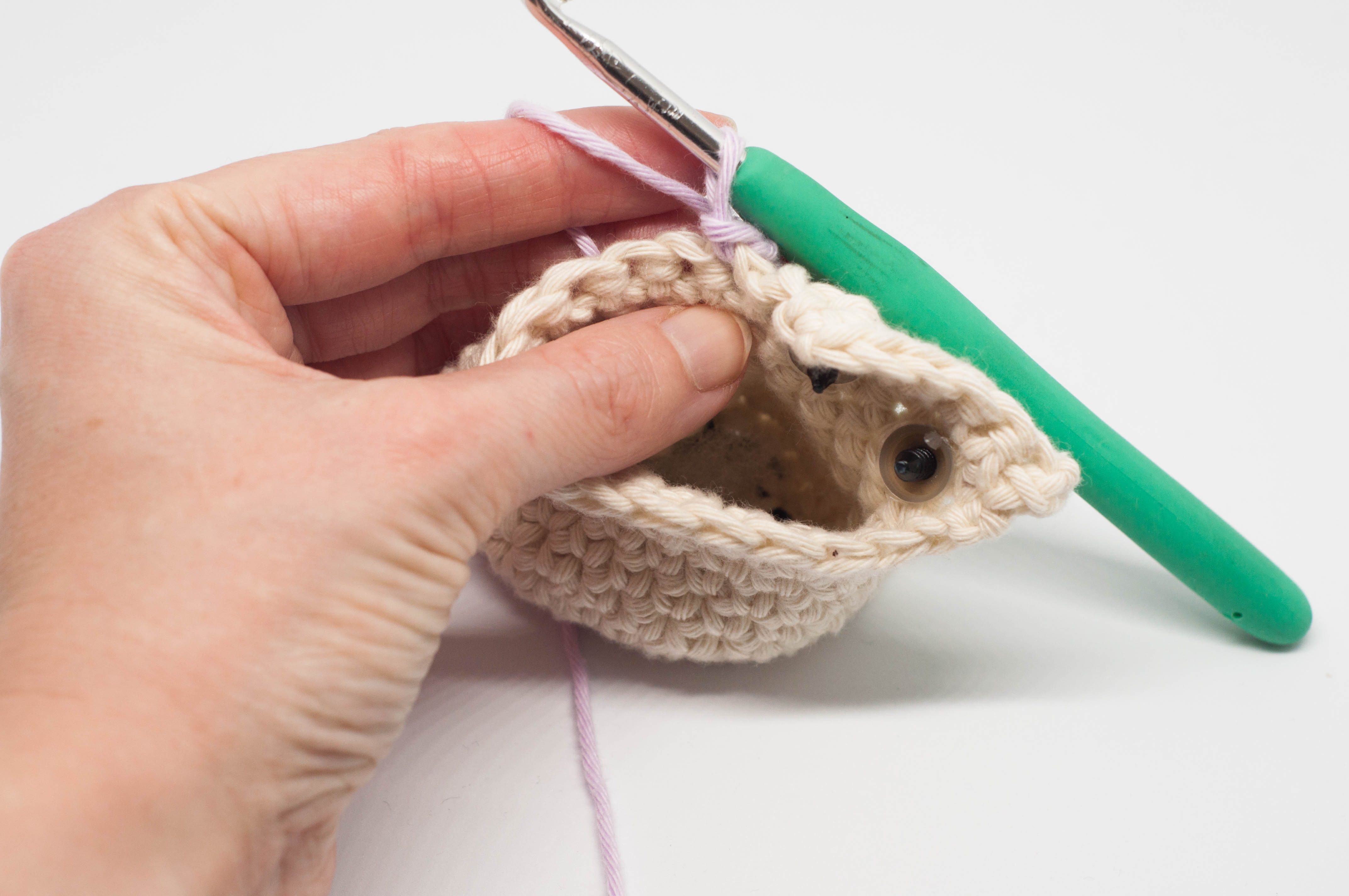 The loop stitch sheep - a free crochet pattern - Yarnhild.com