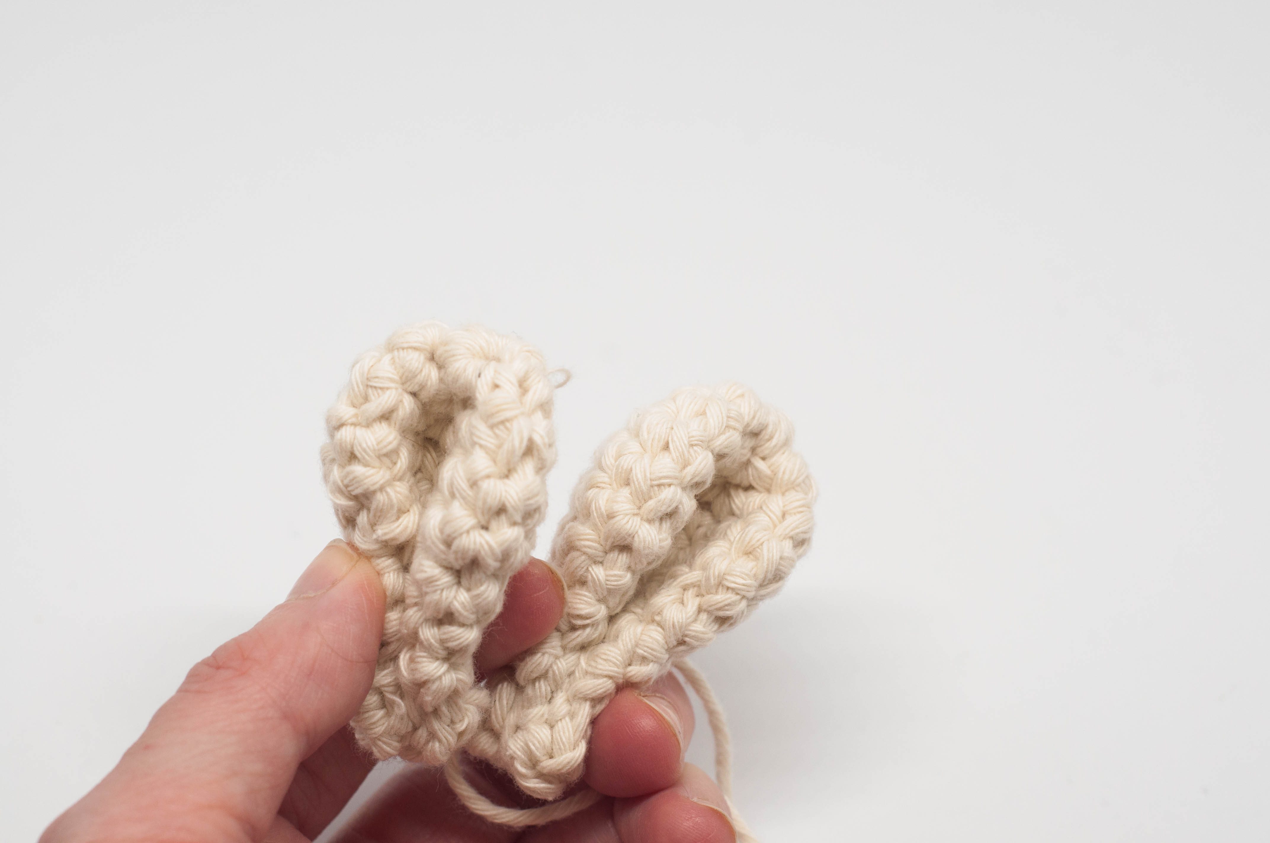 The loop stitch sheep - a free crochet pattern - Yarnhild.com